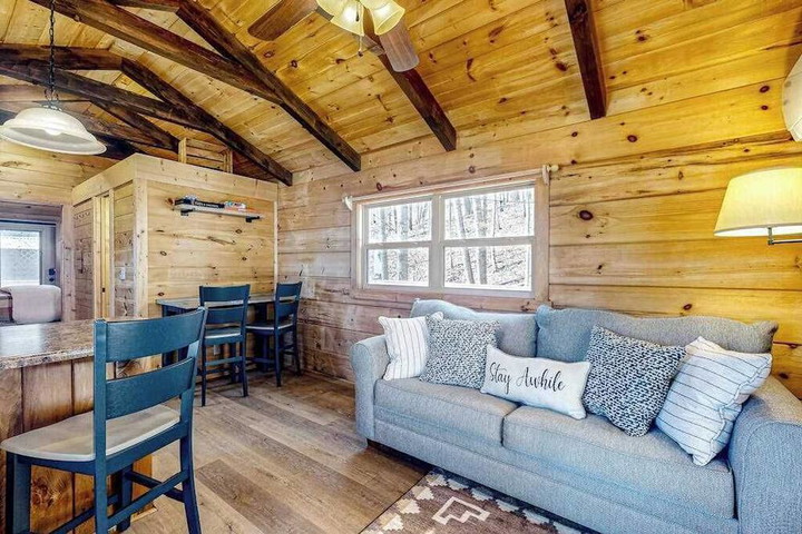 Hillside Hideaway - Franklin, NC