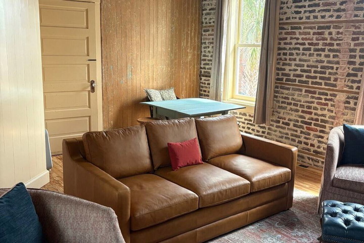 Quaint Studio Loft In The Heart Of Downtown Beaufort - Beaufort, SC