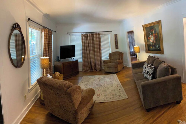 Zylees House On Choctaw Is Just A Short Walk To Downtown Tahlequah. - Tahlequah, OK