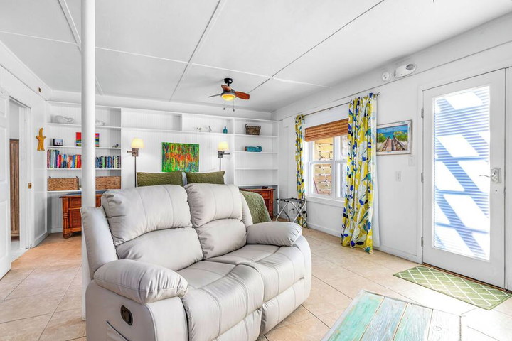 Pompano Beach Studio With Pool. Lovely Couple's Getaway Steps To Beach - Apalachicola