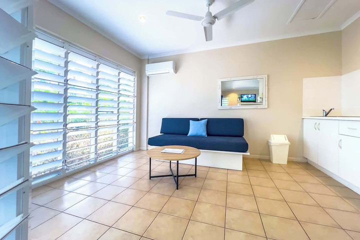 Whitsundays Studio With Pool And Garden - Airlie Beach