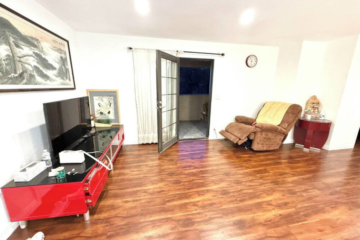 Stylish Remodeled 2bed &2bath By The Vegas Strip! - Las Vegas