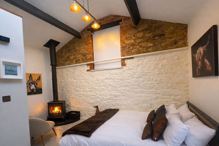 Copper Cove At Lough Sillan House | Romantic, Adults Only With Hot Tub & Sauna - Ireland