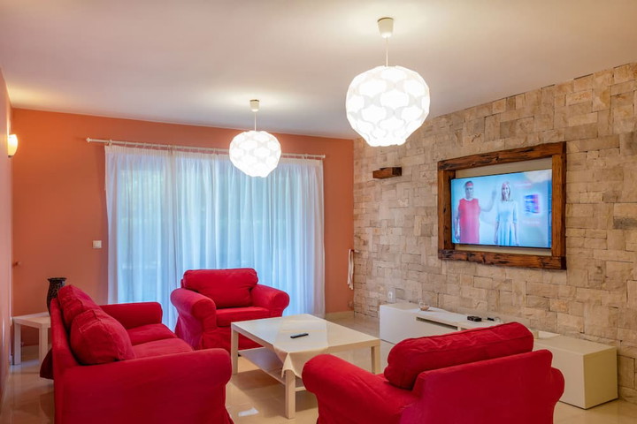 Charmant Et Idéal Pour 10 Vacanciers - Croatie