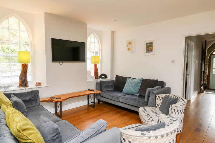 Upper Vestry, Family Friendly, Country Holiday Cottage In Llangrannog - Carmarthenshire