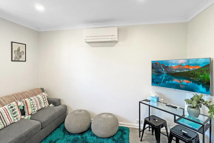 Funky Fitzroy Apartment So Close To The Action - Brunswick