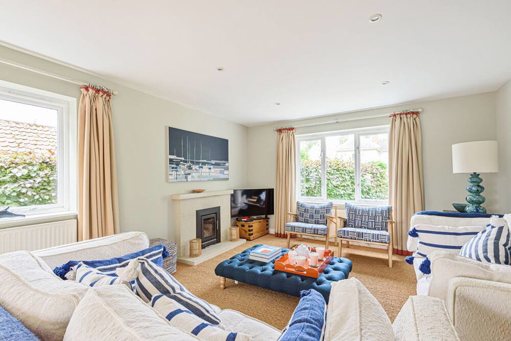 Sanderling - Sleeps 7 Guests In 4 Bedrooms - Holkham