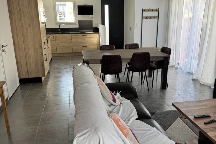 4-bedroom House Sainte Gemmes Sur Loire (Near Angers) - Angers