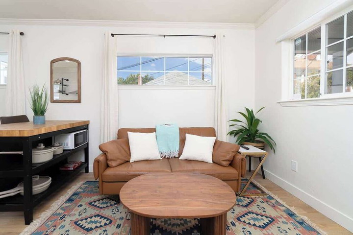 Modern 1-br Apartment Close To Downtown Vibes - Circus Circus Reno