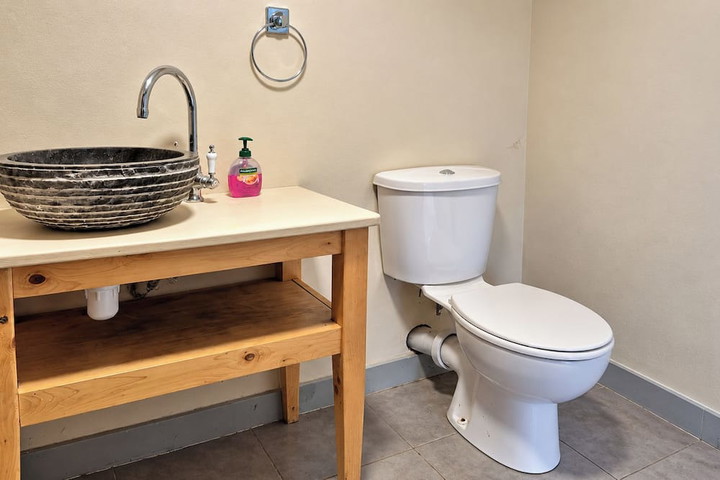 Sheperd's Hut, Sleeps 2 With Hot Tub And Garden - Bantry