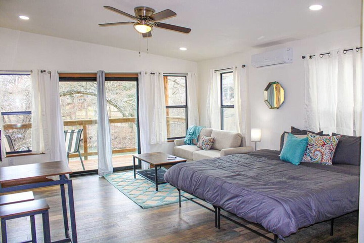 Waterfront Sky Cabin #4 By Best Texas Travel - New Braunfels, TX