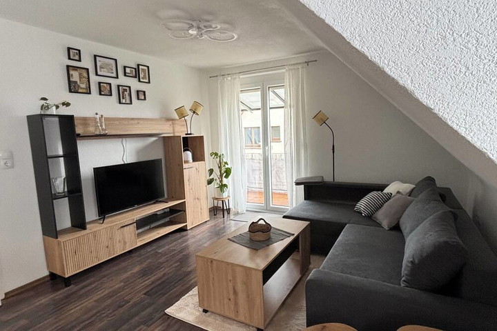Charming Vacation Apartment - Quiet Surroundings But Close To The City - Biberach