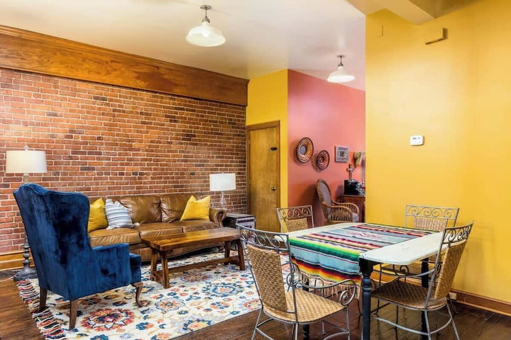 Double The Stay_great Location_sleeps12_kingbeds - Kansas City, KS