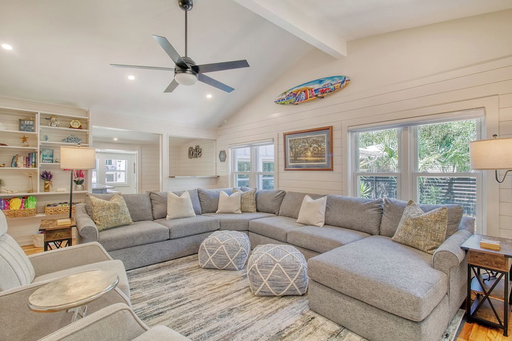 116 E Hudson - Heaven's Folly - Spa - Private Pool - Central Location - Folly Beach, SC