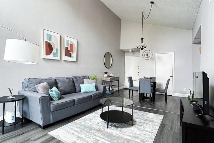 Cozy 1-bedroom Condo In Luxury Gated Community - Orlando