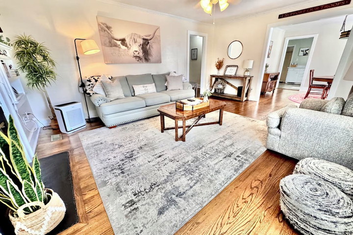 Charming Beaufort Retreat Entire Home Just Minutes From Downtown & Parris Island - Beaufort, SC