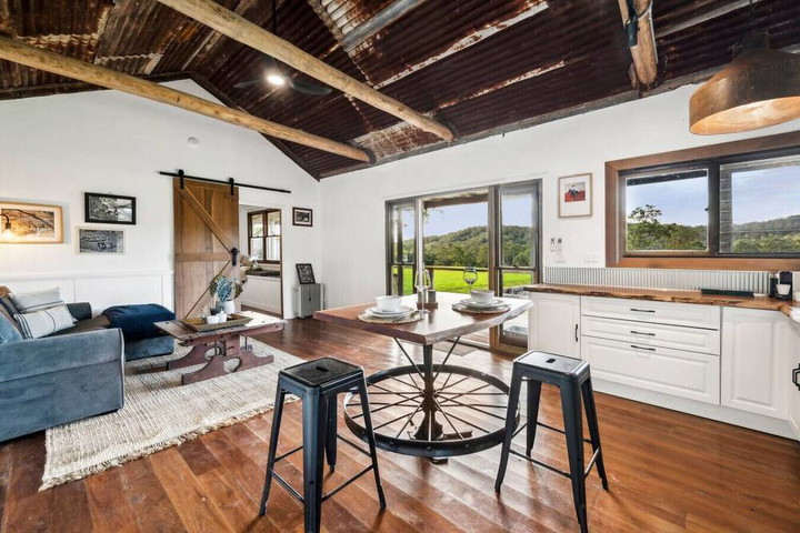 The Hitching Rail Hut - Relax, Unwind & Reconnect - Coffs Harbour