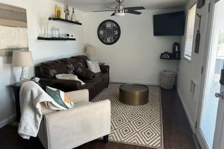 Knotrlake A Cozy Get-a-way With A Lake View! - Edinboro, PA