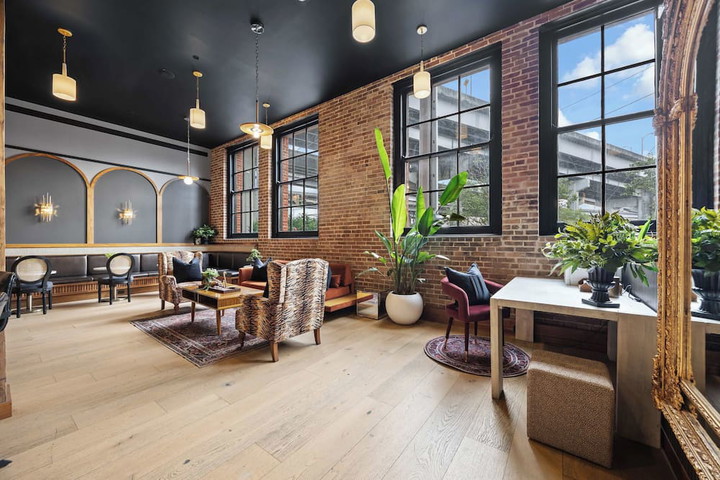 Boutique Hotel | Rooftop | Convention Center - New Orleans, LA