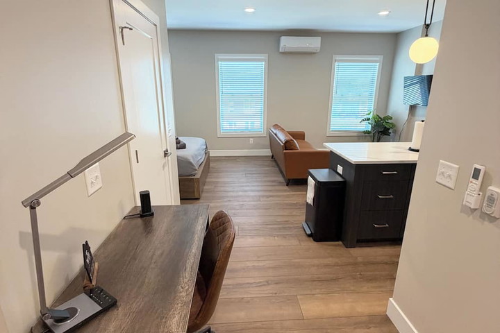 The Grove Studio, Manchester Ave:near Forest Park - Kirkwood, MO