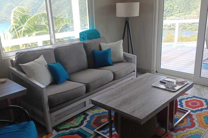 Bambooshay Is A 2br, 2ba Private Villa With Ac, Pool, Hot Tub & Auto Generator! - Saint John