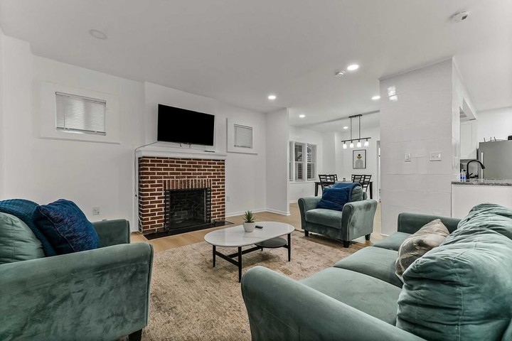 Modern Wilmington Retreat | Free Parking - Wilmington, DE