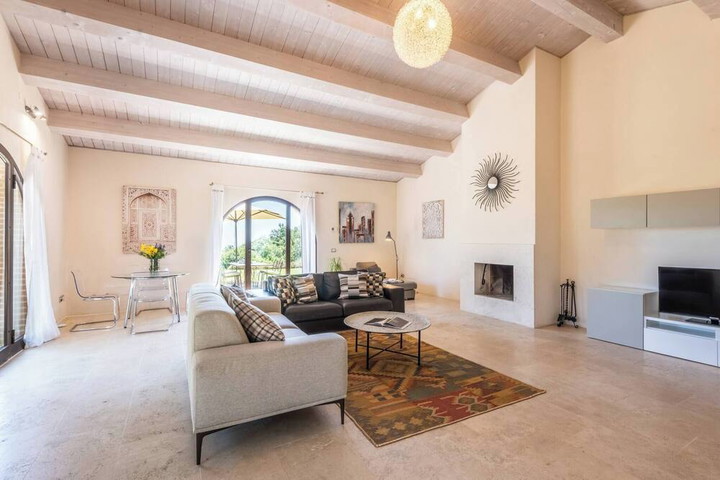 Villa Falco-cignella Resort Apartments In Tuscany - Pienza