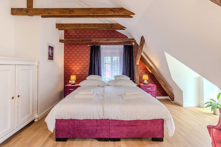 Fulop Panzio-purple Orchid Room, Révfülöp, Hungary - Révfülöp