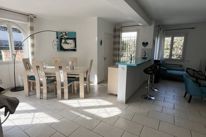 Villa à L'orée De Cap D'antibes. Plage, Vieil Antibes, Juan Les Pins Tout à Pied - Antibes
