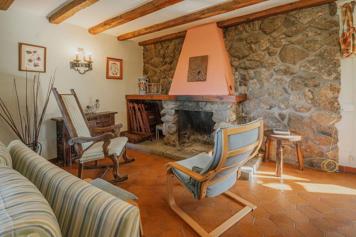 Villa Karina: Finca With Mountain Views, Private Pool And Wi-fi - Torrelaguna