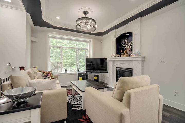 Spacious Family Home In Vancouver - North Vancouver