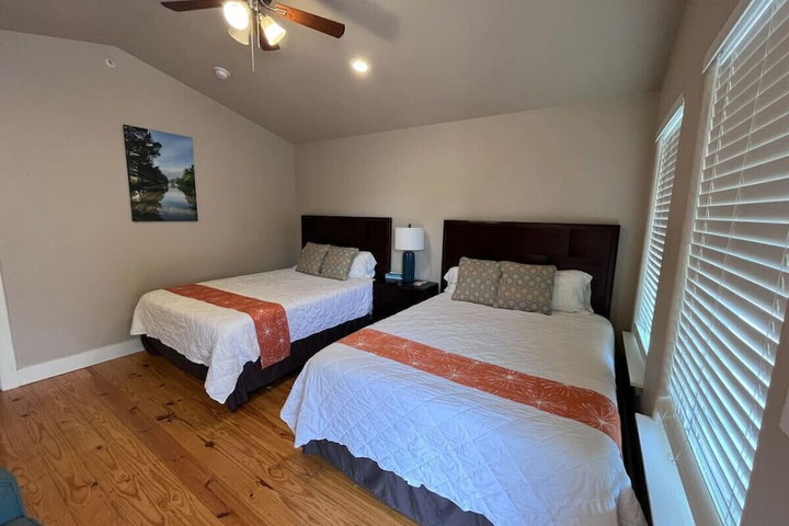 Standalone Double Queen Cabin Near River #12 - Kerrville, TX