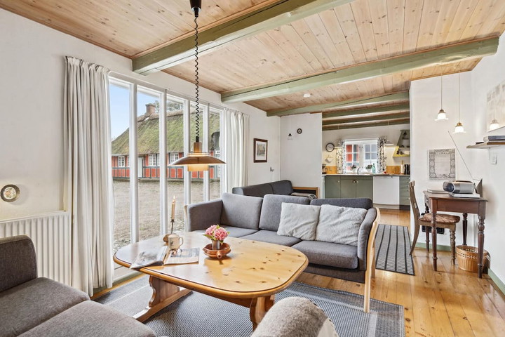 House Of Stam | A Pasos De West Bay Beach + Piscina - West Bay