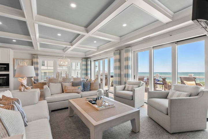 Private Beach, Stunning Views, Pool And Tennis! - Yarmouth, ME