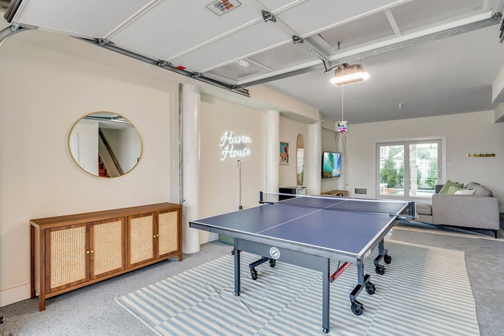 Steps To Fantasy Island! Luxury Beach Home W/ Pool & Game Room, Sleeps 18! - Beach Haven, NJ