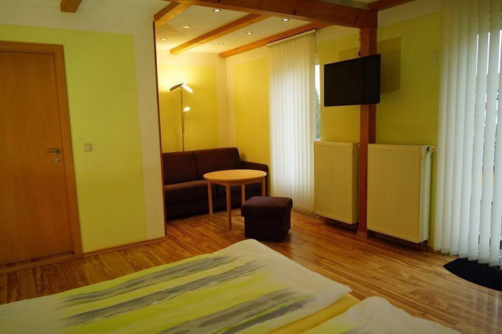 Doppelzimmer, Dusche, Wc - Pension Nr. 13 - Pirna