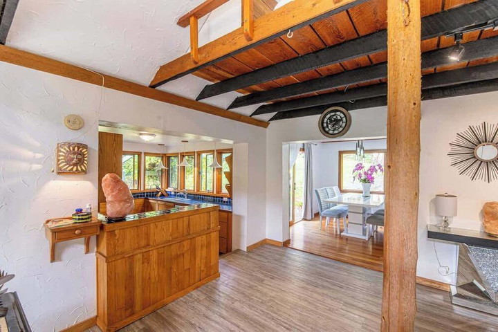 Picturesque And Comfy Escape With Waterfall View - Sunshine Coast