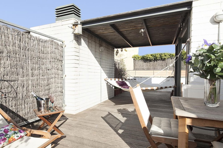 B34.2.3 - Centro De La Ciudad áTico Con Terraza Privada Para 6 Personas - Cornellà de Llobregat