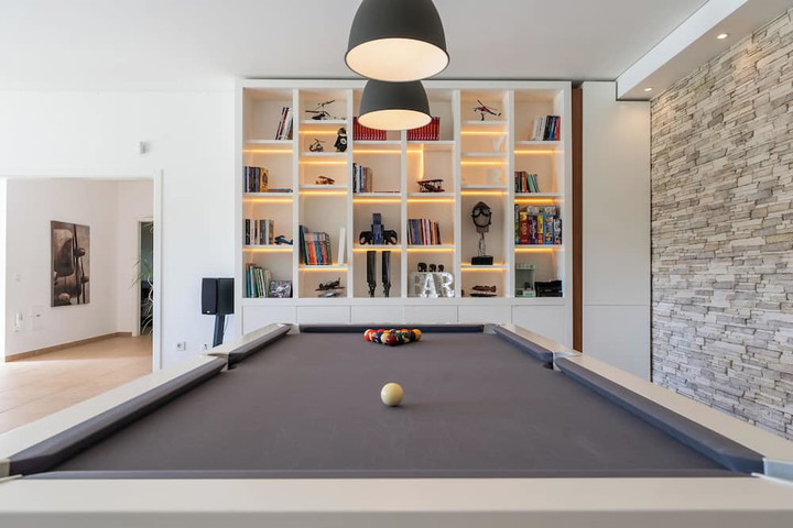 The Heli House | Private Pool, Movie Theater, Gym & Games - Viseu