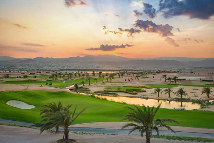Ayla Golf Luxury Chalet With Pools Access For Families Only--2 Min From Downtown - Eilat