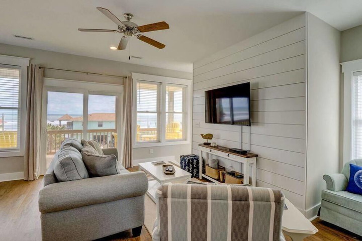 Ocean And Sound Views, Amazing Location! - Hampstead, NC