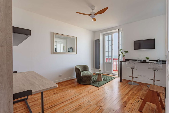 Studio Neuf à 2 Pas De La Grande Plage Avec Parking - Bidart