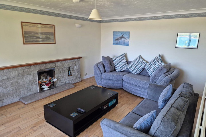 Bryn Y Felin, Pet Friendly, With Open Fire In Y Felinheli - Bangor