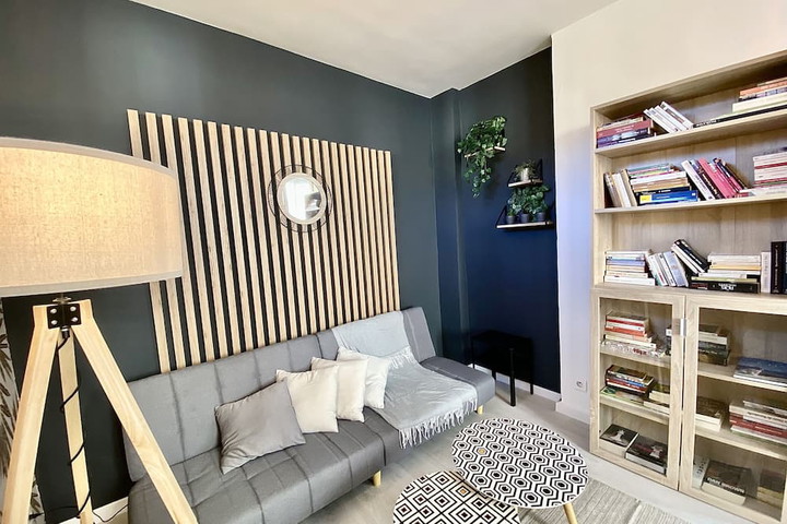 Charmant Duplex Cosy Au Cœur De Nice Avec Baignoire ! - Carros