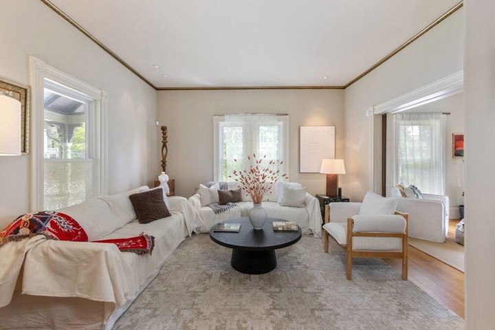 Sunlit Updated Victorian - Chef`s Kitchen, Library And Sunroom, Boston 20 Min By Car Or Train - Newton, MA