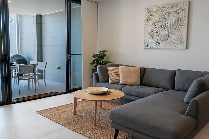Situated Above Bustling First Avenue In Sawtell, This Two Bedroom Apartment Is A Slice Of Luxury - Coffs Harbour