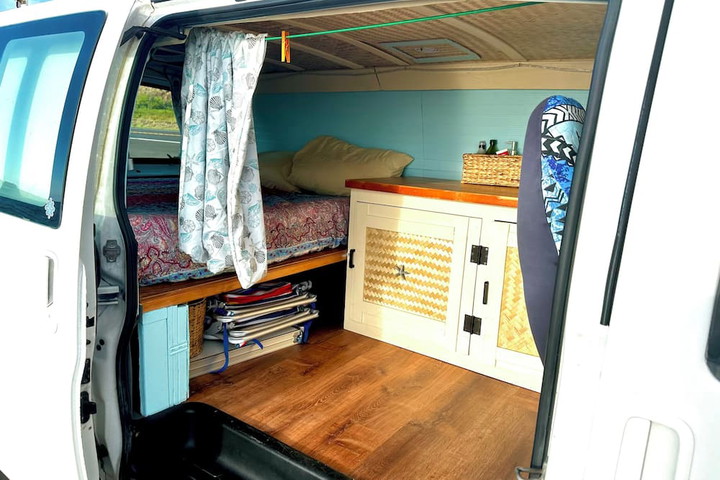 Deluxe Camper Van With Aloha - ハワイ州