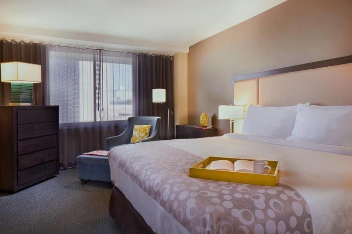 Comfortable Suite Near Liberty Bell, Pets Stay Free, With Swimming Pool - Philadelphie, PA