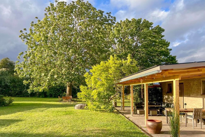 Allen Family Hub: Sleeps 16, Shopping & Parks - Allen, TX