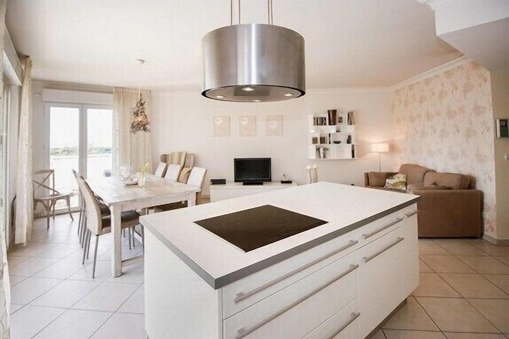 Appartement à Louer à 50m De La Plage à Juan-les-pins - Antibes